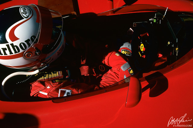 Video: Ride onboard with Nigel Mansell (1990) - Motorsport Retro