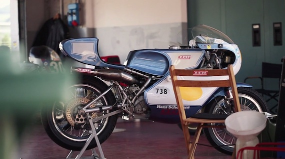 Remembering That We Race for Fun, at the Varano Circuit - Motorsport Retro